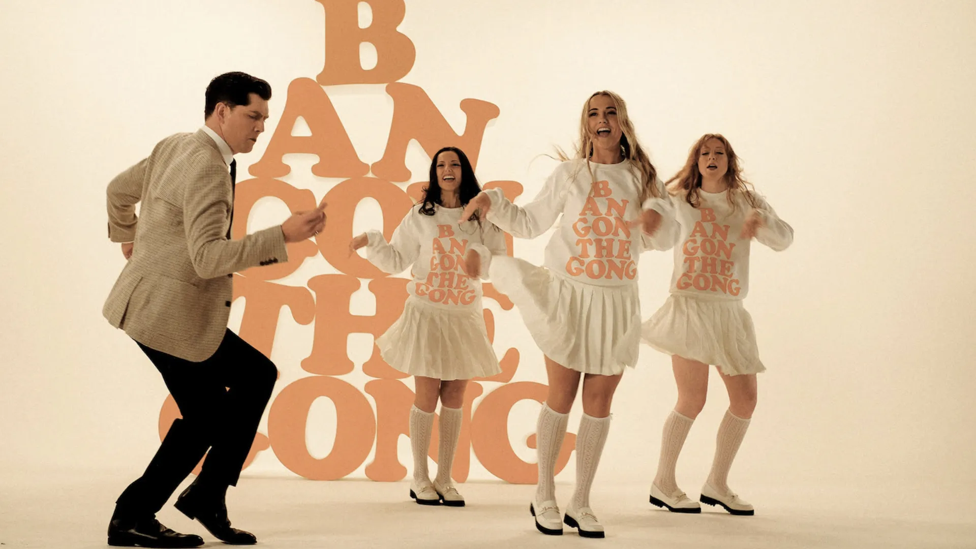 Twin Atlantic return with brand-new single Bang On The Gong | Kerrang!