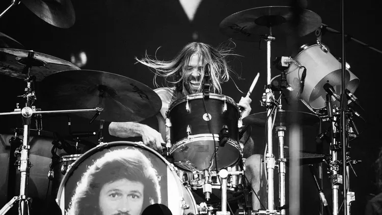 Taylor Hawkins: A wild light blinding bright | Kerrang!