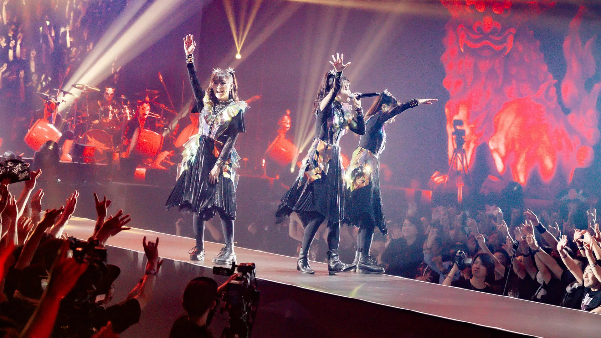 BABYMETAL officially confirm new member MOMOMETAL | Kerrang!