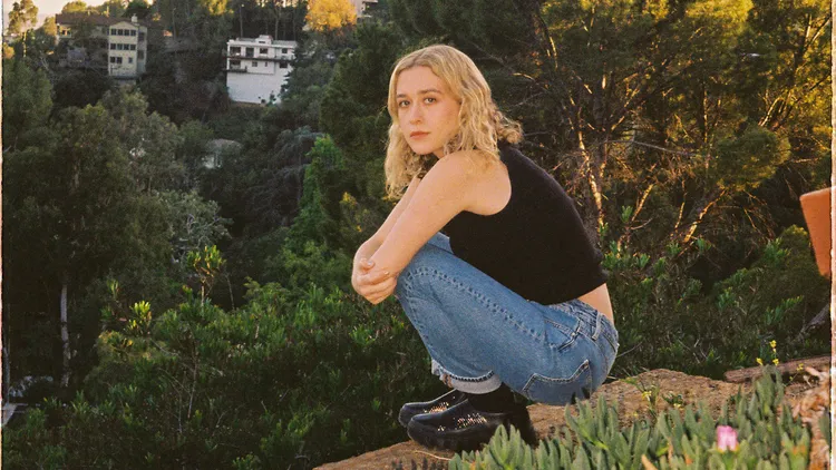 Grunge-pop artist Blondshell unveils cathartic new single… | Kerrang!