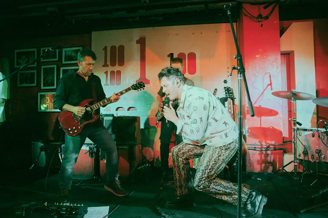 Foo Fighters’ Chris Shiflett makes surprise appearance at… | Kerrang!