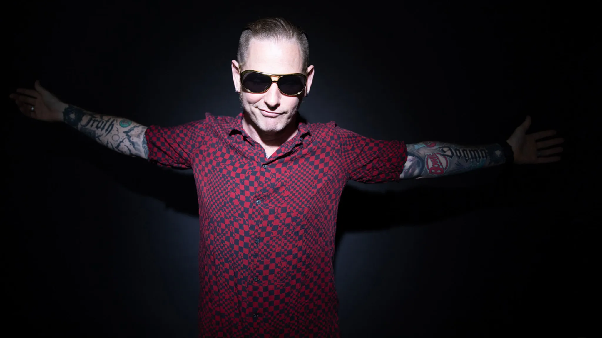 Corey Taylor announces CMFB…Sides, shares cover of On The… | Kerrang!