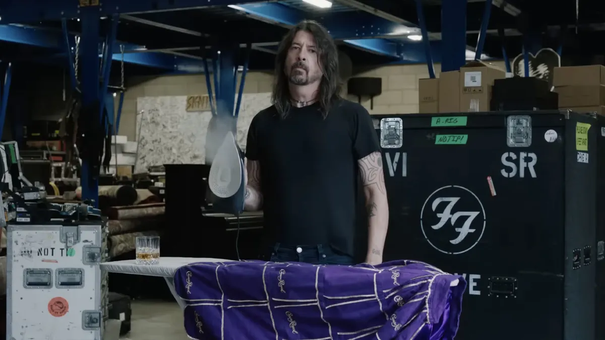 Watch Dave Grohl’s Super Bowl LVII ad for Crown Royal | Kerrang!