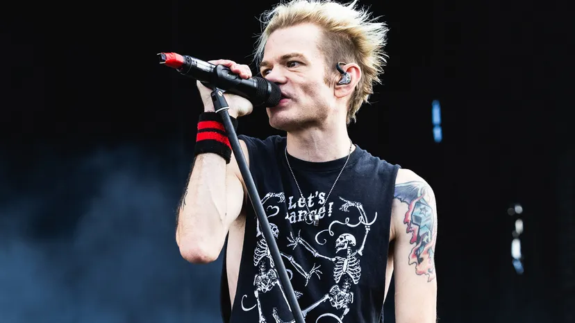 Farewell Sum 41: A career of pain and pleasure | Kerrang!