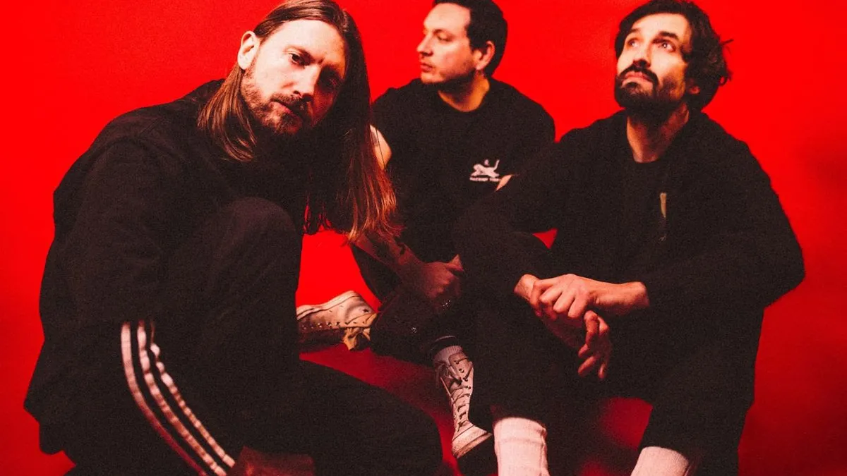 Dinosaur Pile-Up unleash “five years of pent-up emotion”… | Kerrang!