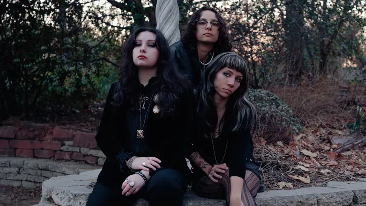 Album review: Faetooth – Labyrinthine | Kerrang!