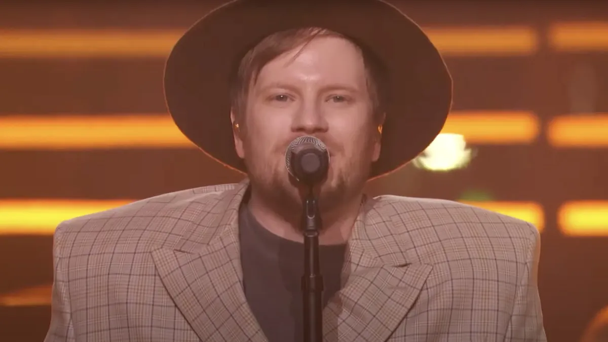 See Fall Out Boy perform their We Didn’t Start The Fire… | Kerrang!