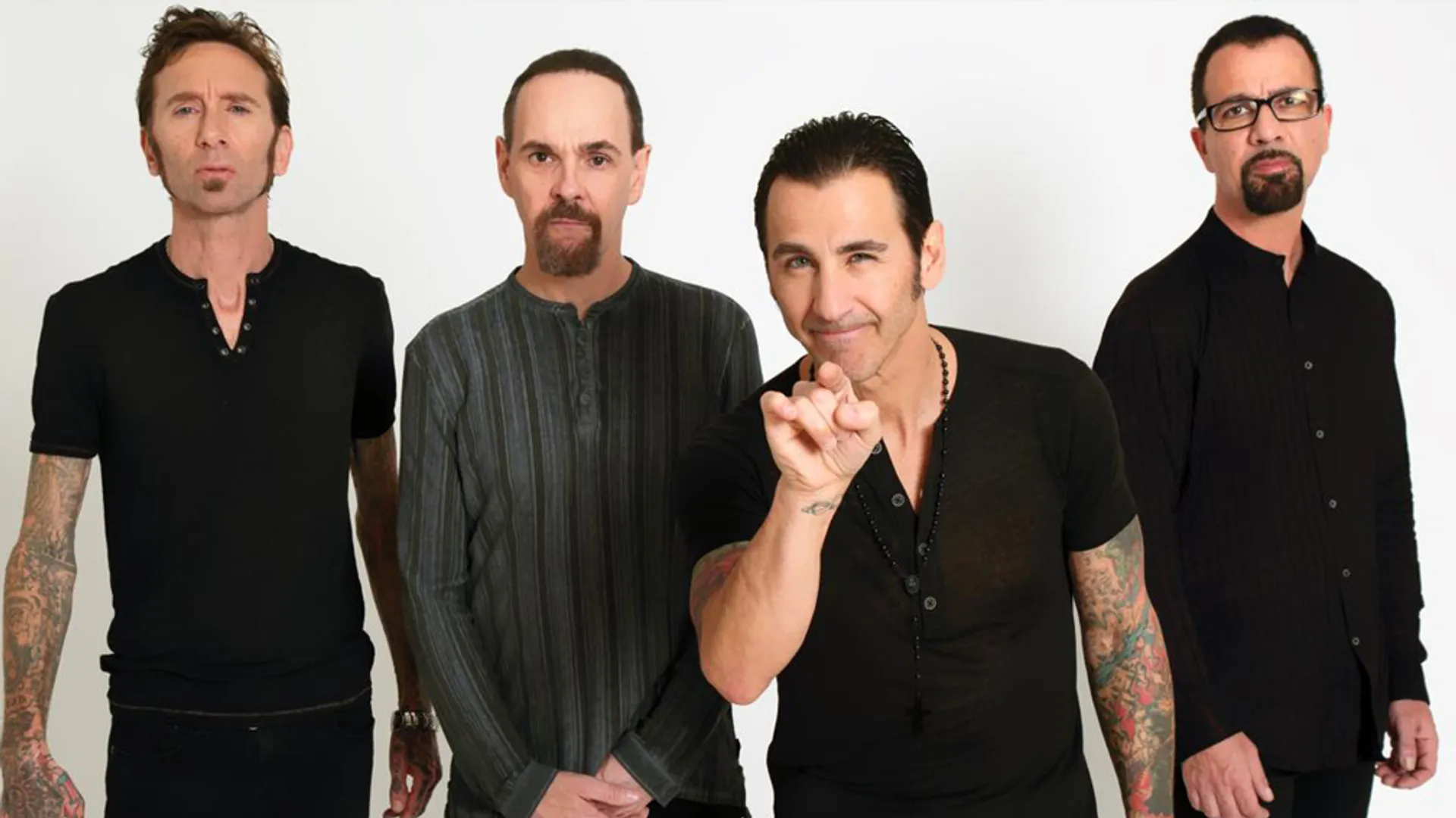 What the girl from the cover of Godsmack’s debut looks… | Kerrang!