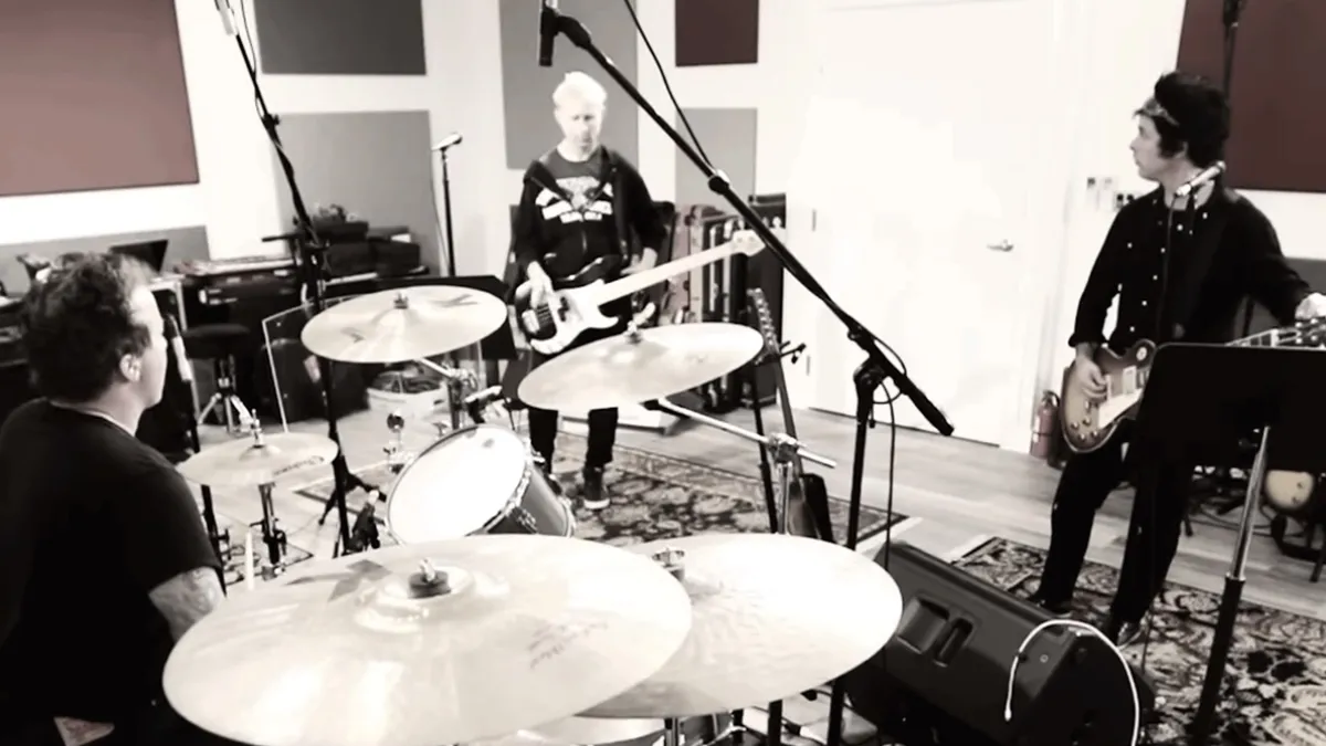 Watch: Green Day preview new music from the studio | Kerrang!
