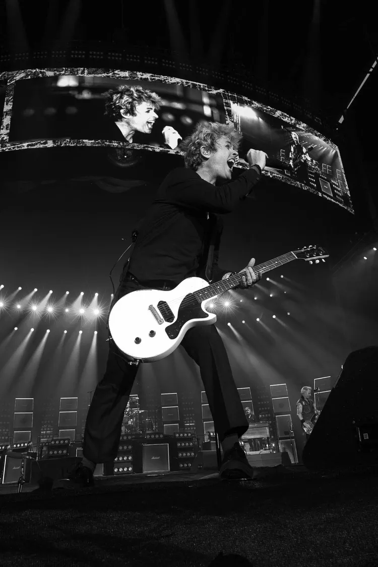 Live review: Green Day, Manchester Emirates Old Trafford | Kerrang!
