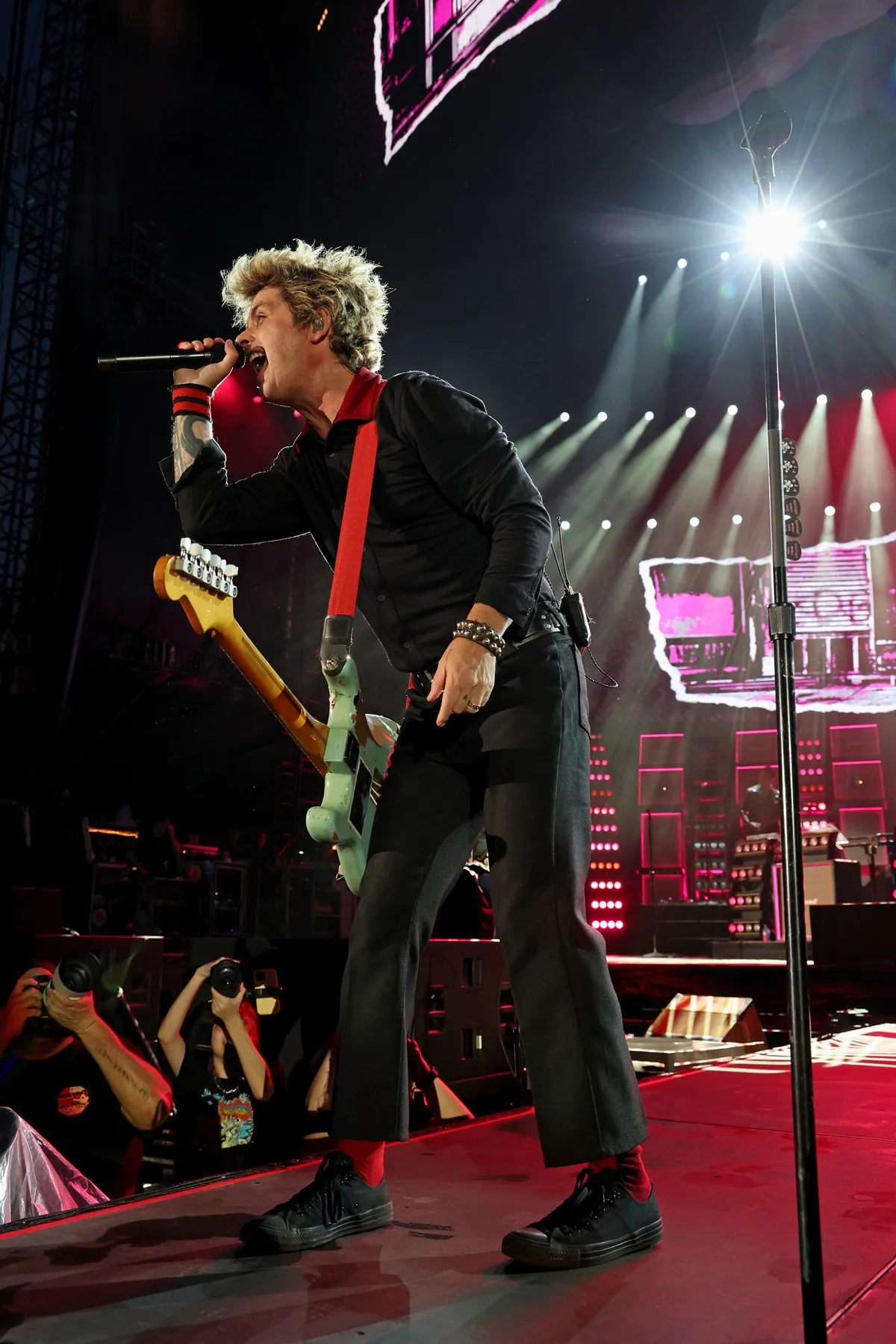 Green Day kick off North American leg of The Saviors Tour… | Kerrang!