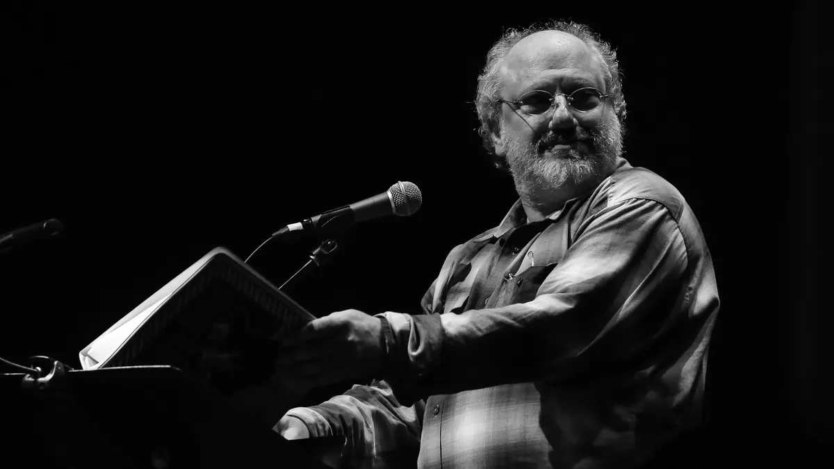 Hal Willner: A Tribute To The Wild Card Producer | Kerrang!