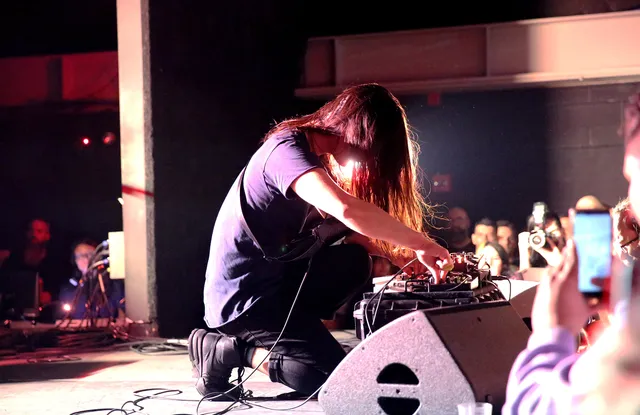 HEALTH Unite Industrial and Electronic Fans With Beautiful… | Kerrang!