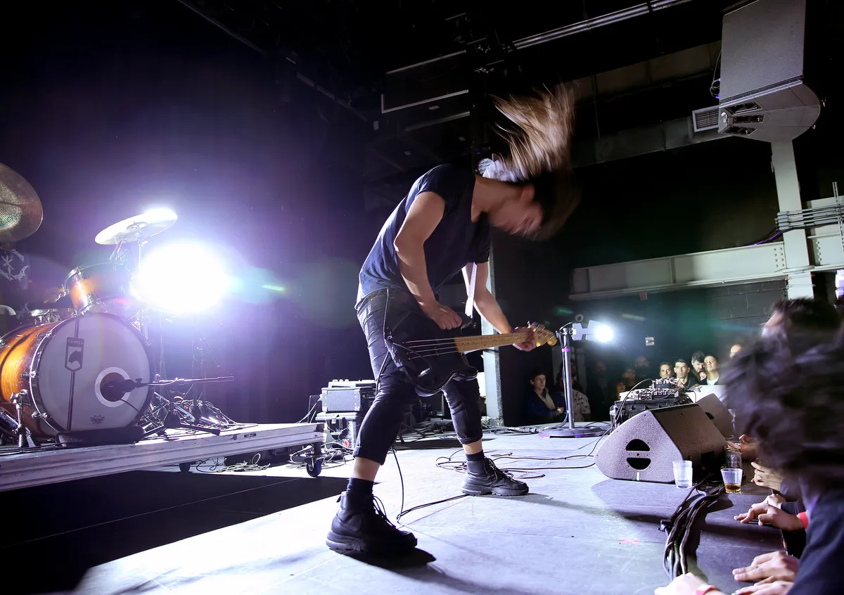 HEALTH Unite Industrial and Electronic Fans With Beautiful… | Kerrang!