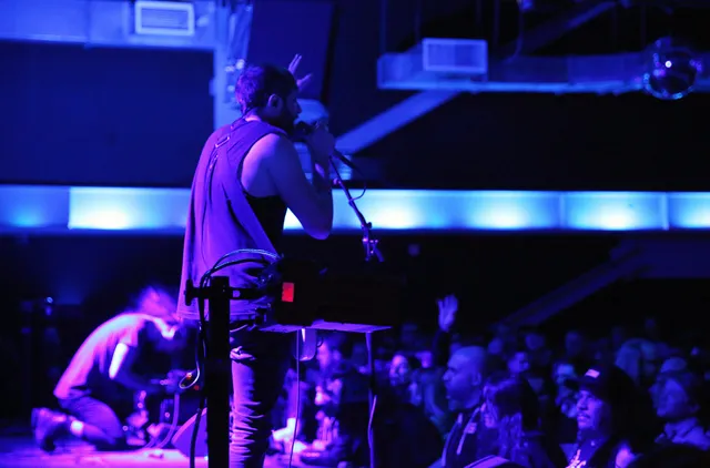 HEALTH Unite Industrial and Electronic Fans With Beautiful… | Kerrang!