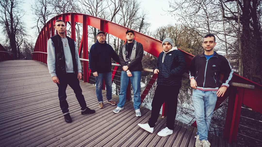 Taco Bell launch UK Feed The Beat programme with High Vis | Kerrang!