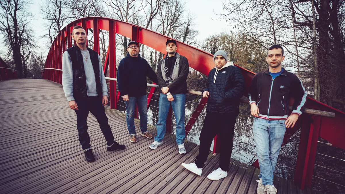 Taco Bell launch UK Feed The Beat programme with High Vis | Kerrang!