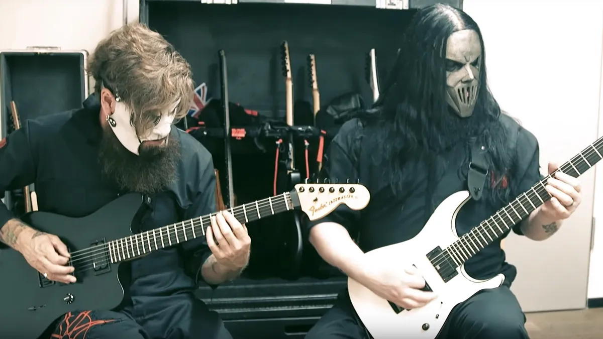 Watch Slipknots Jim Root And Mick Thomson Play Through Kerrang