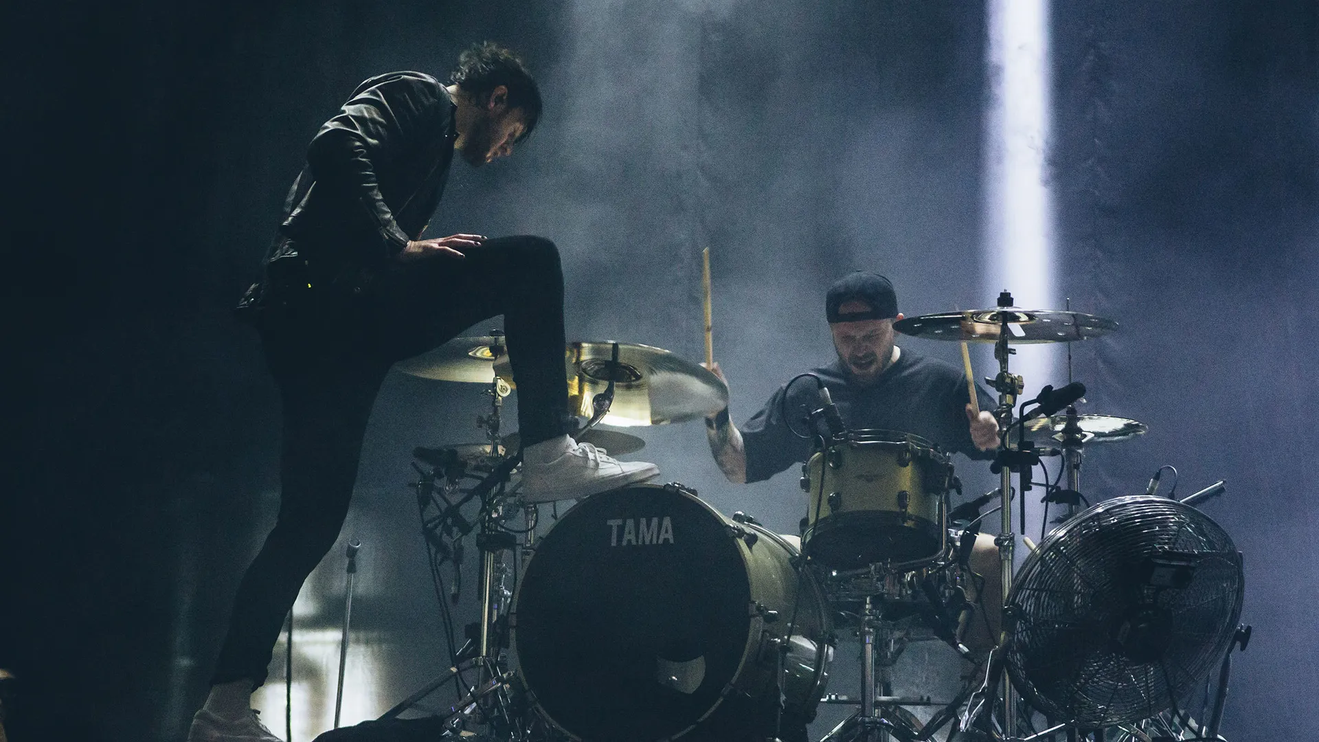 In Pictures: While She Sleeps Slay Their Biggest Ever… | Kerrang!