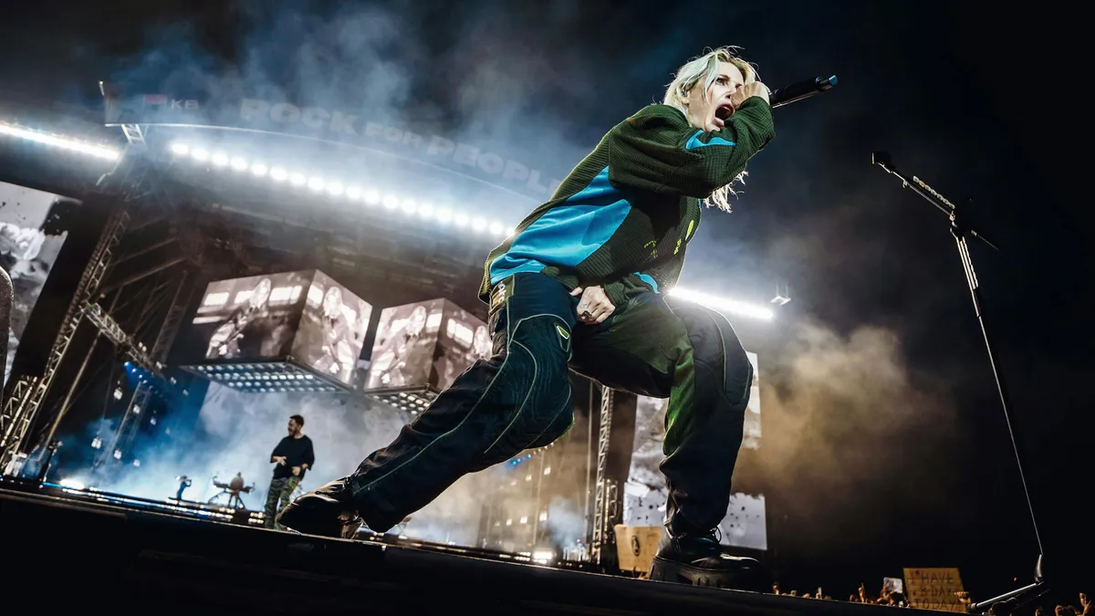 Watch Linkin Park perform at last night’s Champions League… | Kerrang!