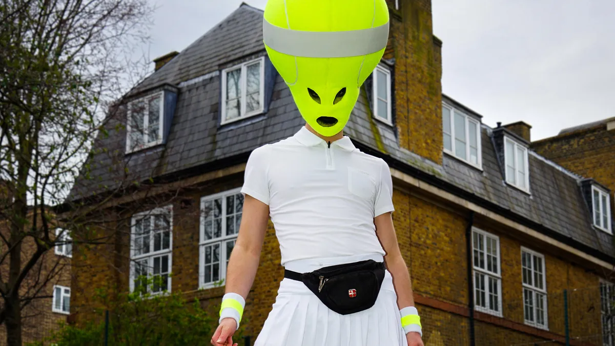 Lynks drops new single and video, TENNIS SONG | Kerrang!