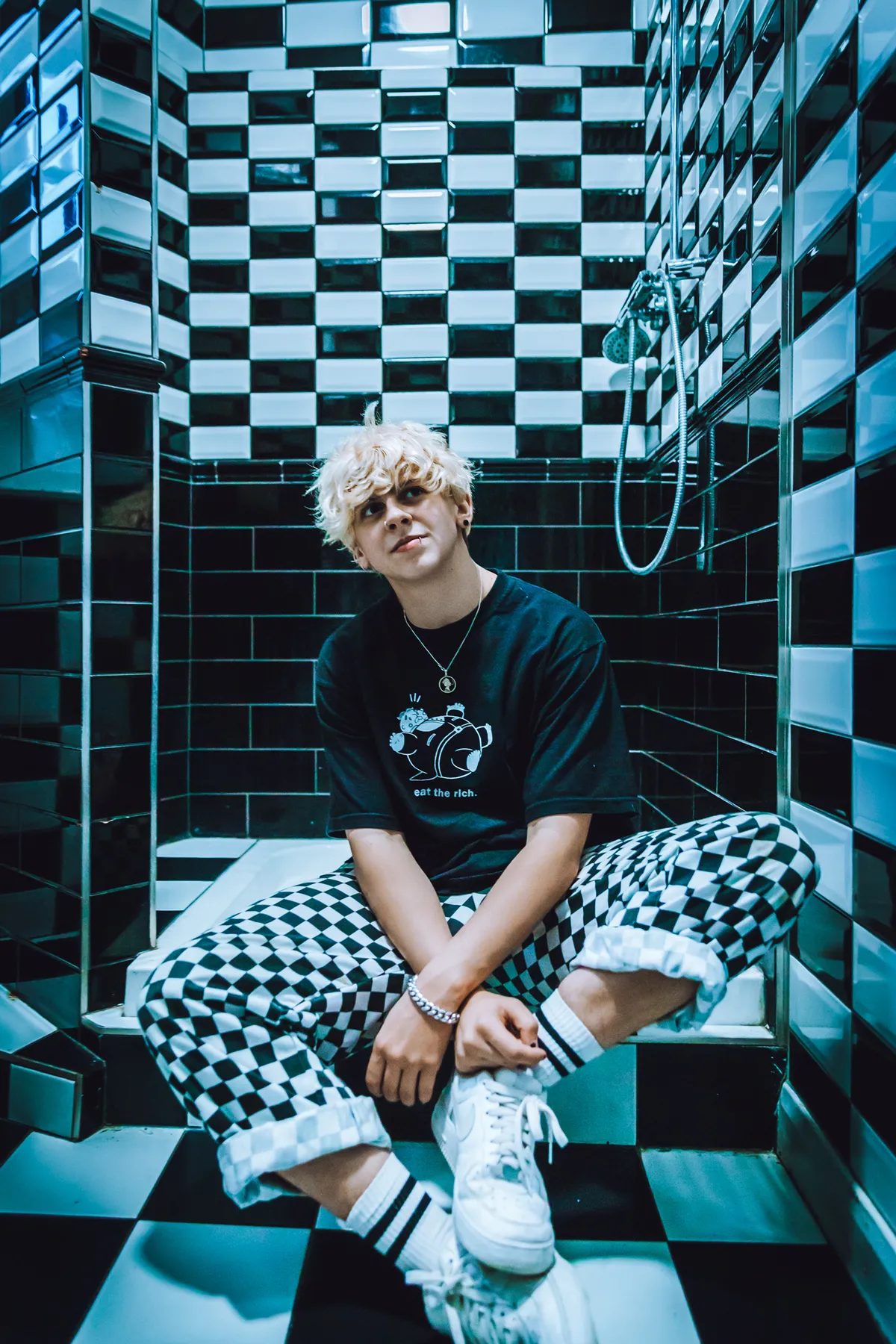 NOAHFINNCE on his therapy-influenced new EP: “Therapy… | Kerrang!