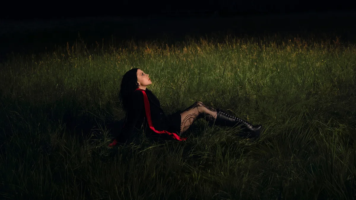 Album review: Pale Waves – Smitten | Kerrang!