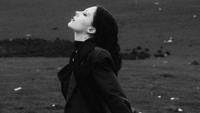 Pale Waves reveal 2025 Still Smitten Tour | Kerrang!