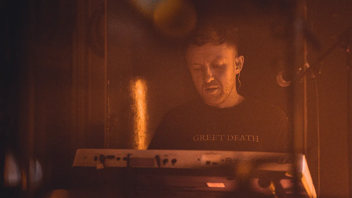 Yoga, Ace Ventura and energy drinks: Life on the road with… | Kerrang!