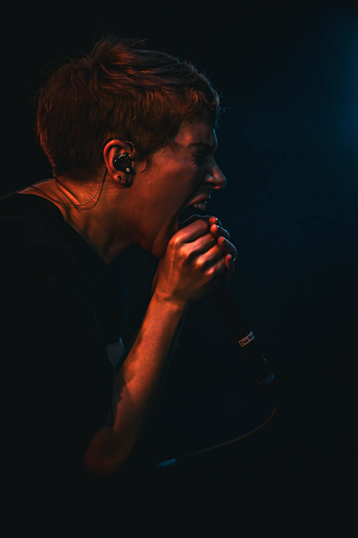 Yoga, Ace Ventura and energy drinks: Life on the road with… | Kerrang!