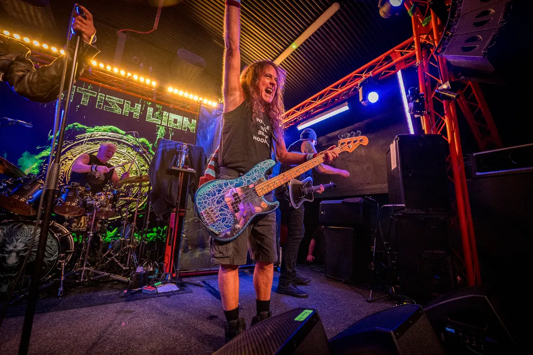 “People think I’m crazy. But I just love to play –… | Kerrang!