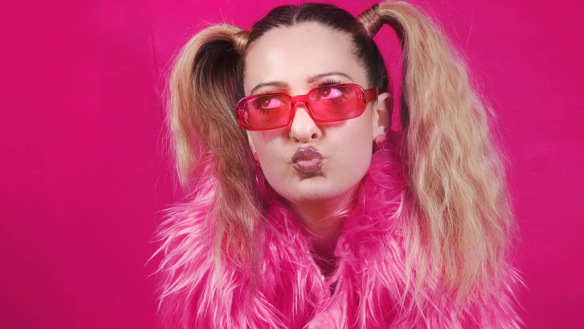 Scene Queen: “If there’s not a door that’s open for me, I… | Kerrang!