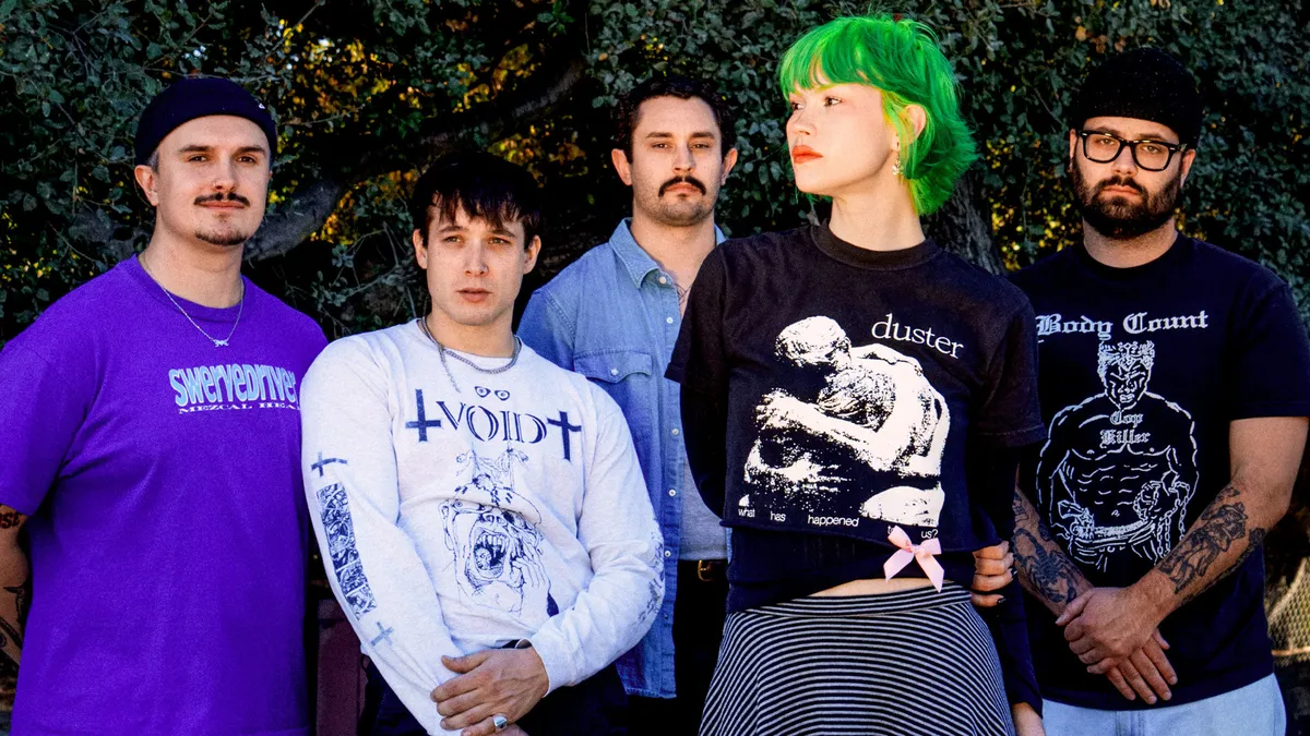 Scowl: “Please don’t check out. I hope I can plant that… | Kerrang!