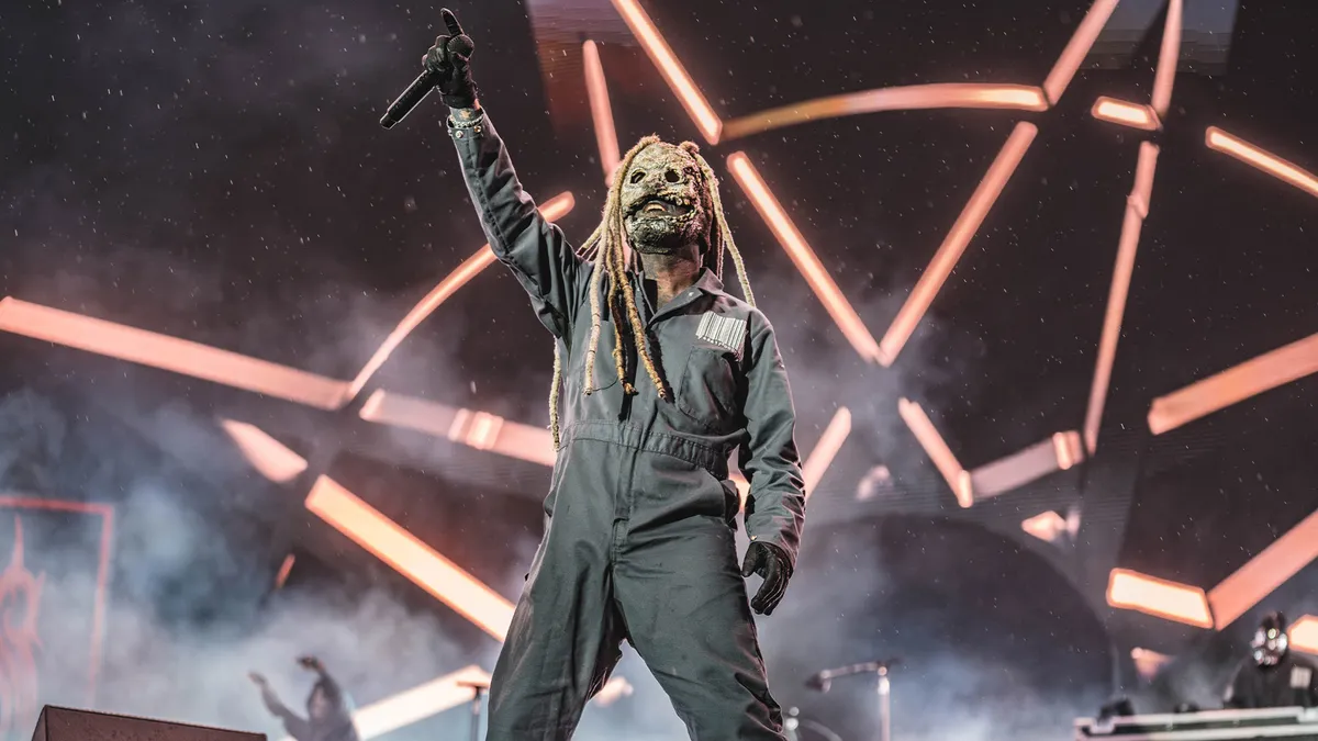 Slipknot share ferocious demo of Me Inside from 25th… | Kerrang!