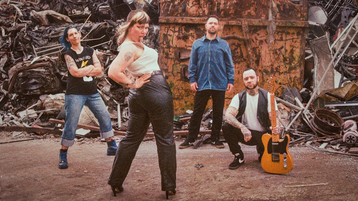 Split Dogs unleash new single and “intense” video,… | Kerrang!