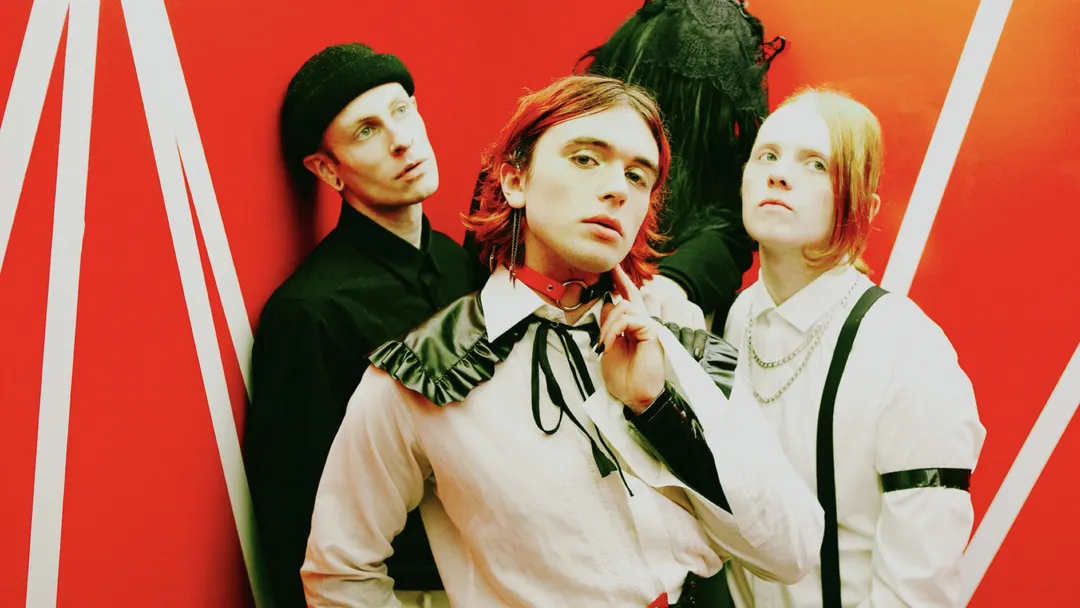 Static Dress unleash new track sober exit(s); announce… | Kerrang!