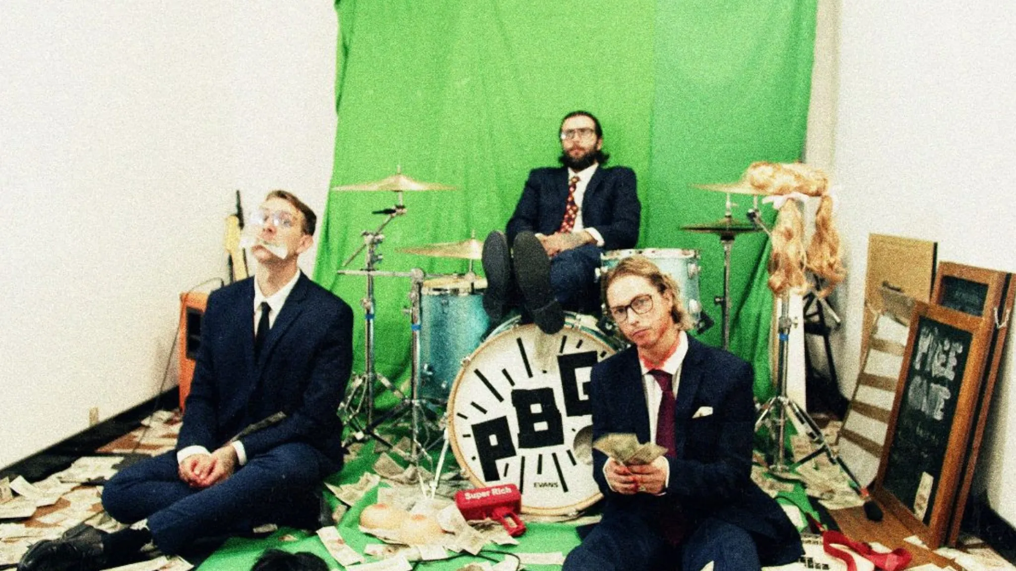 The Hunna share unruly new single Trash | Kerrang!