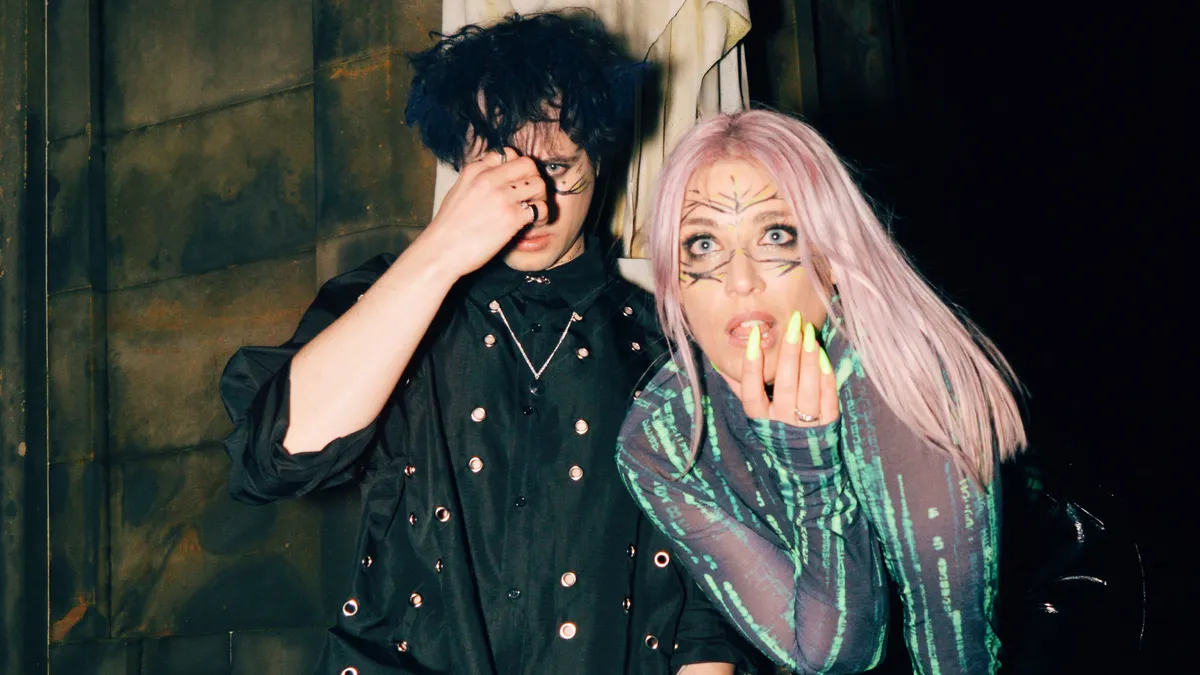 VUKOVI have released a thundering new single, LASSO | Kerrang!