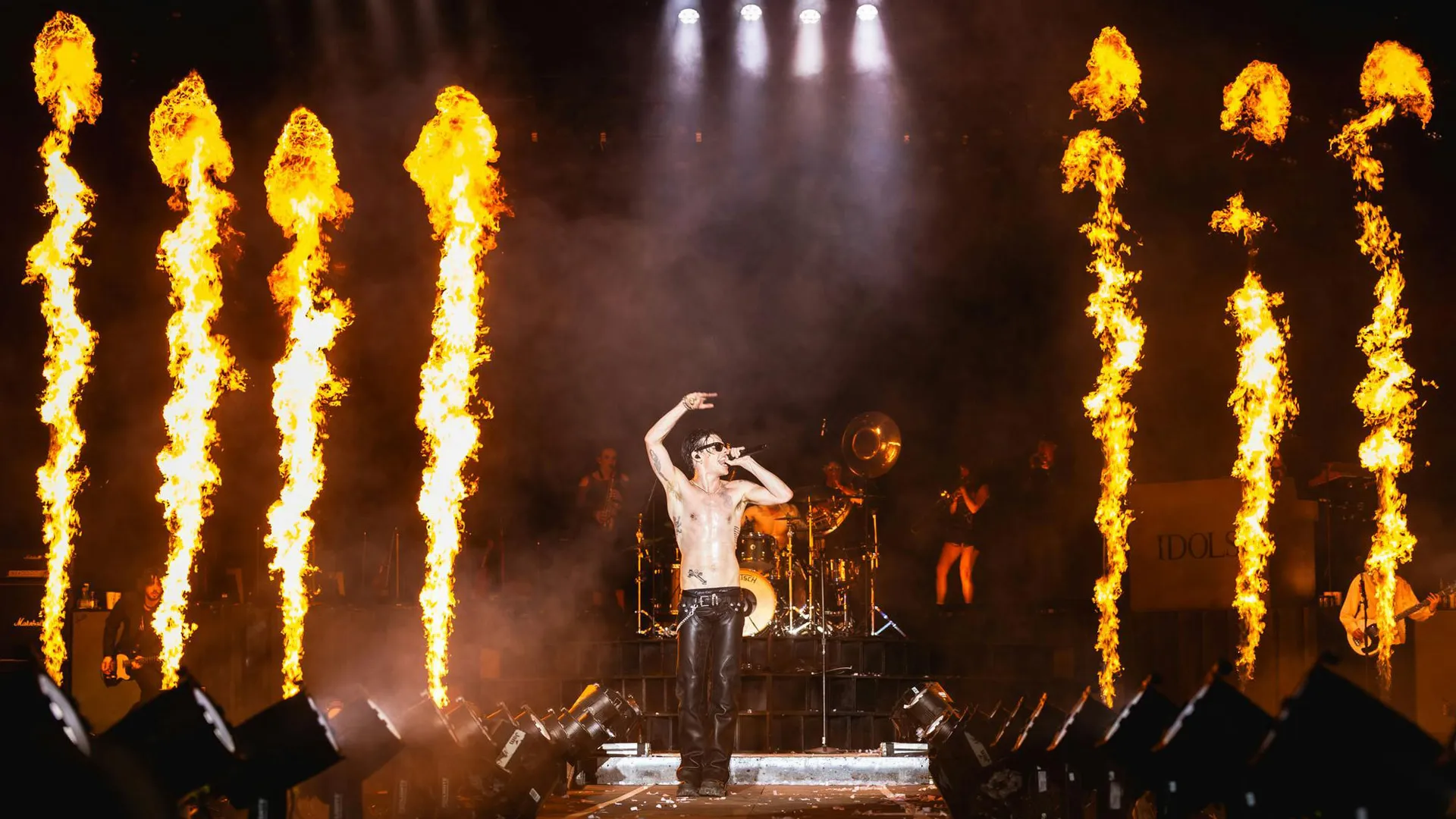 YUNGBLUD announces 2026 UK and Ireland arena tour | Kerrang!