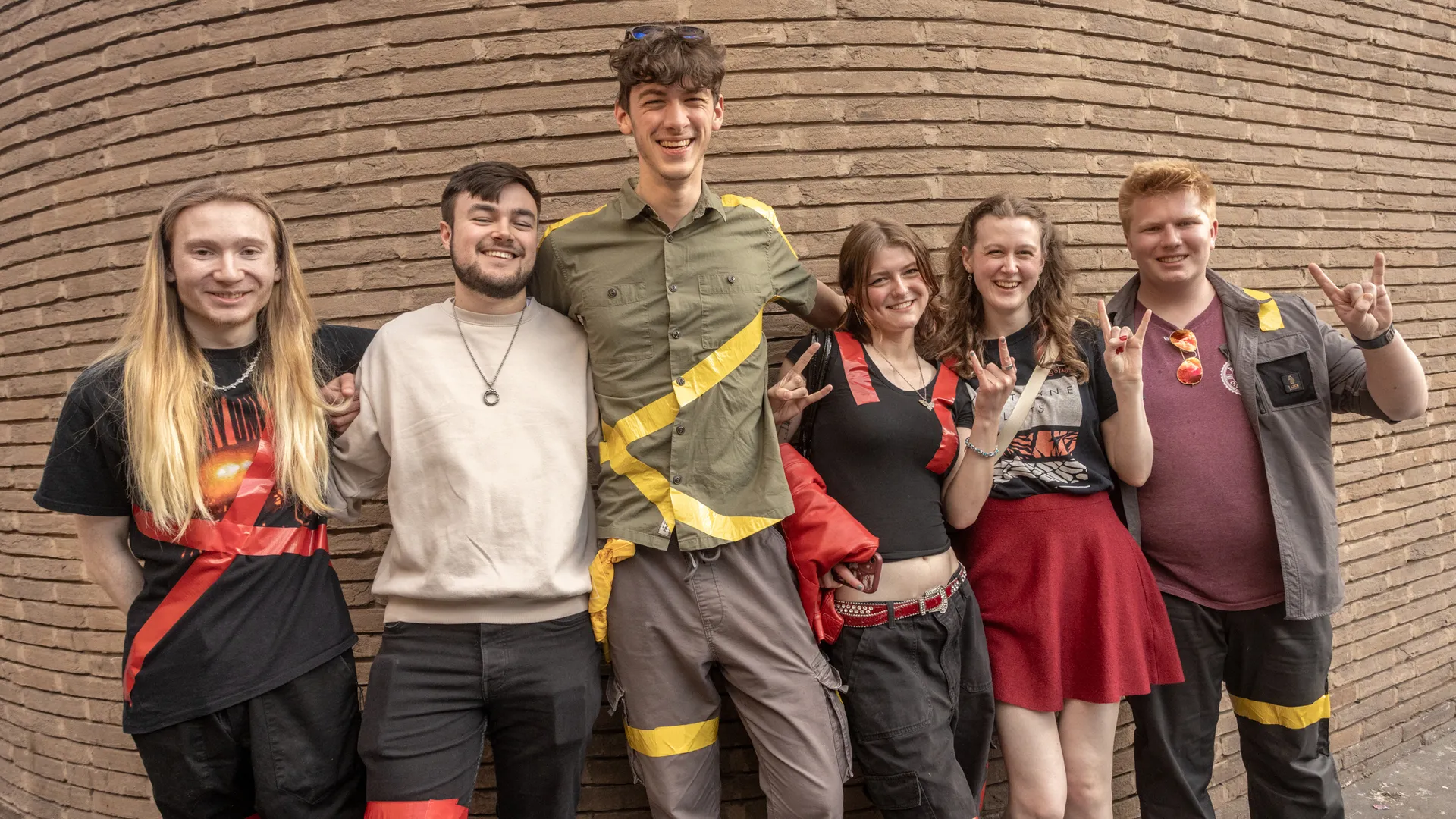 “Hello Clancy, hello Blurryface, let’s finish this”:… | Kerrang!